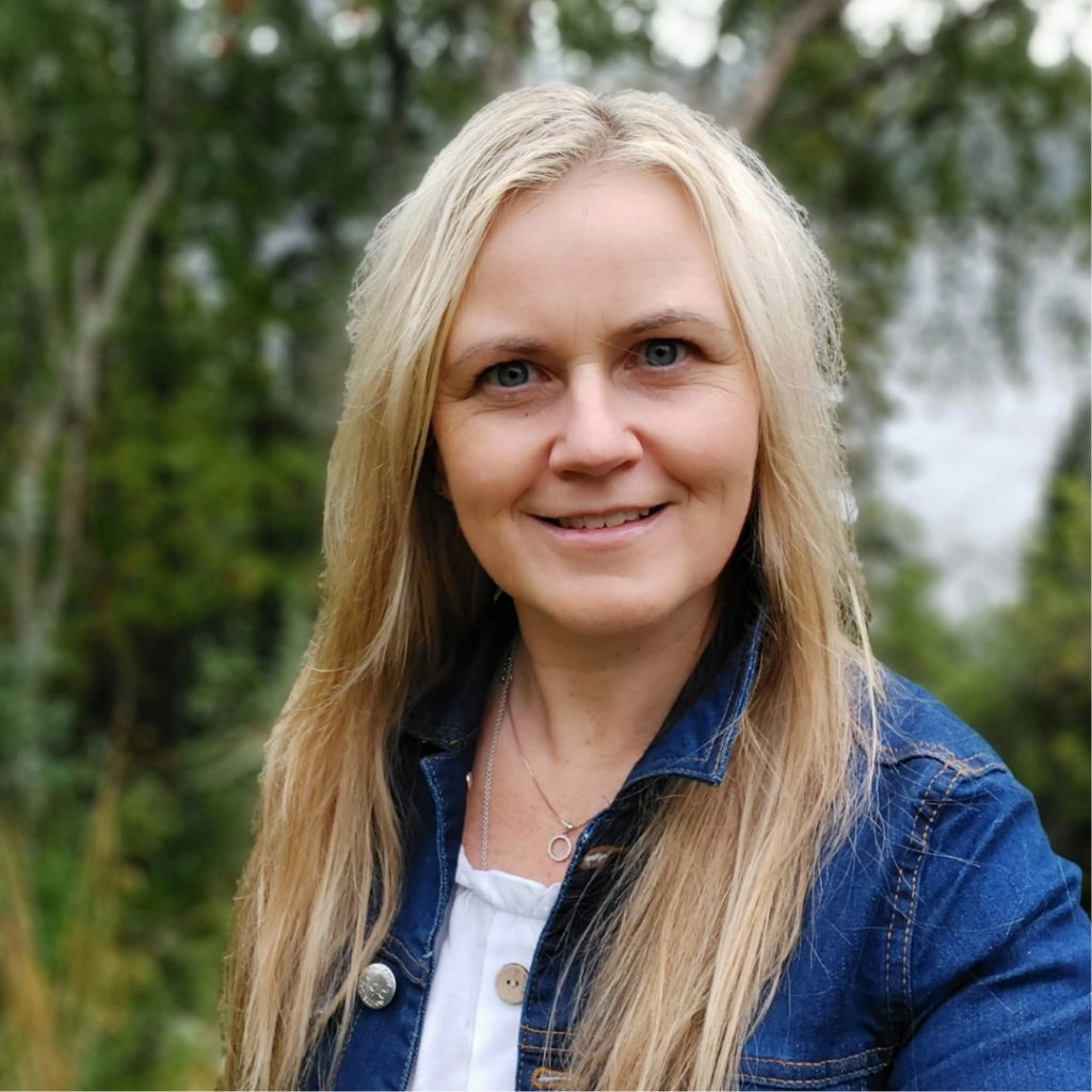 ALTERNATIVWEB - Våre klarsynte hjelper deg!